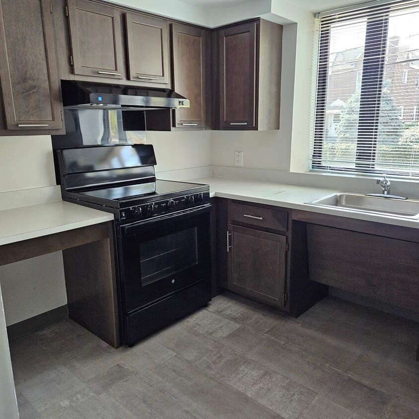 Carl Mackley Houses - 1401 E Bristol St Philadelphia, PA 19124 ...