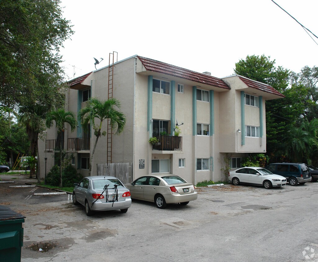 7626 NE 6th Ct, Miami, FL 33138 - 7626 NE 6th Ct Miami, FL 33138 ...