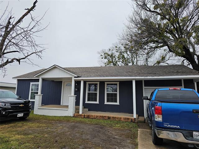 1715 N Center St, Bonham, TX 75418 - House Rental in Bonham, TX ...