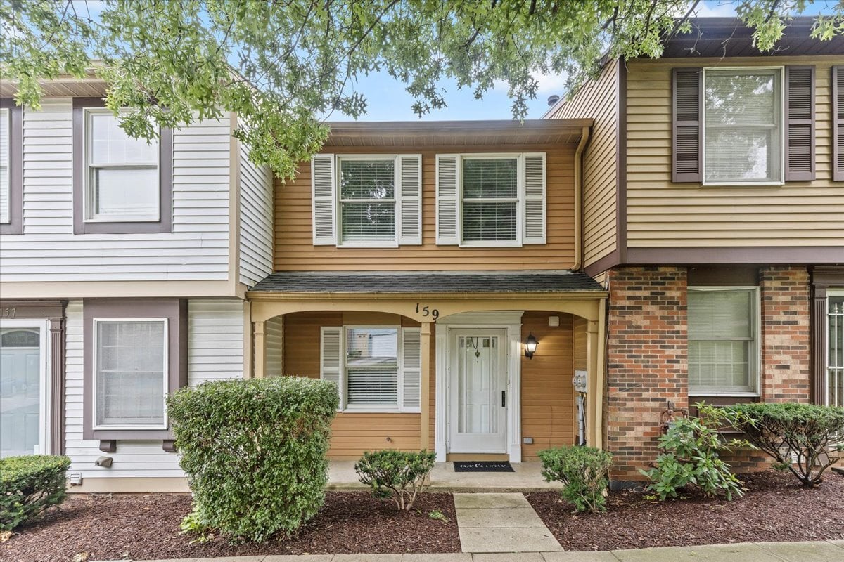 159 Shadowlawn Dr, Pittsburgh, PA 15236 - Townhome Rentals in ...