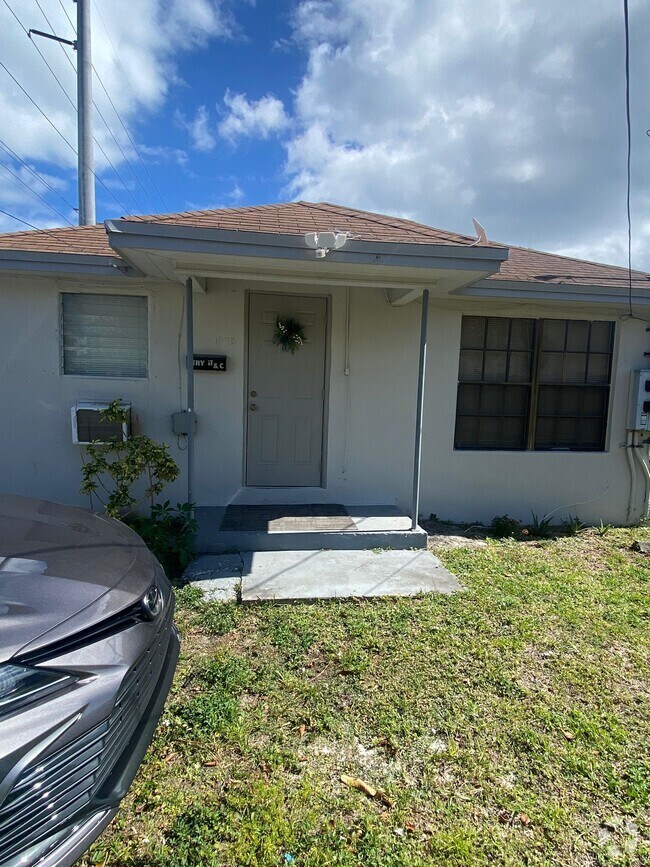 Fulford Heights Apartments for Rent with Utilities Included - North Miami Beach, FL - 2 Rentals ...