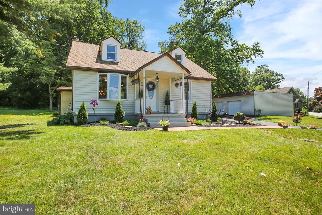 113 S Chestnut St, Elverson, PA 19520 - House Rental in Elverson, PA ...