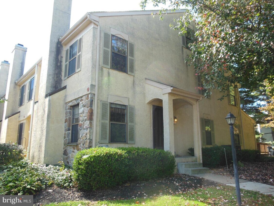 291 McIntosh Rd, West Chester, PA 19382 - Townhome Rentals in West ...