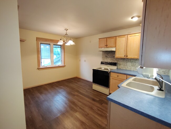 662 E 12Th St Unit 662, Holland, MI 49423 | Apartments.com