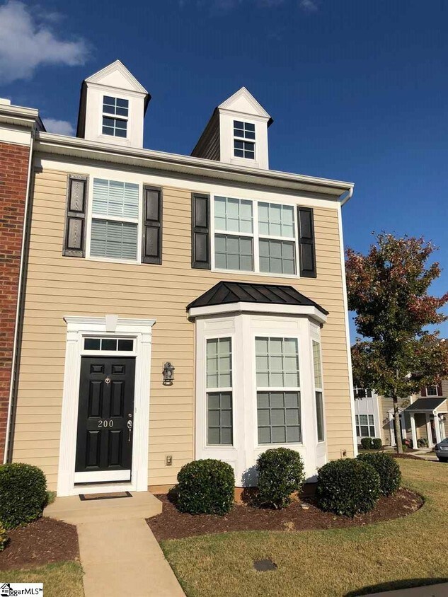 200 Elise Dr, Greer, SC 29650 - Condo for Rent in Greer, SC ...