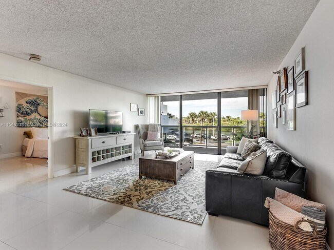 20515 E Country Club Dr Unit 249, Aventura, FL 33180 - Condo for Rent in Aventura, FL ...