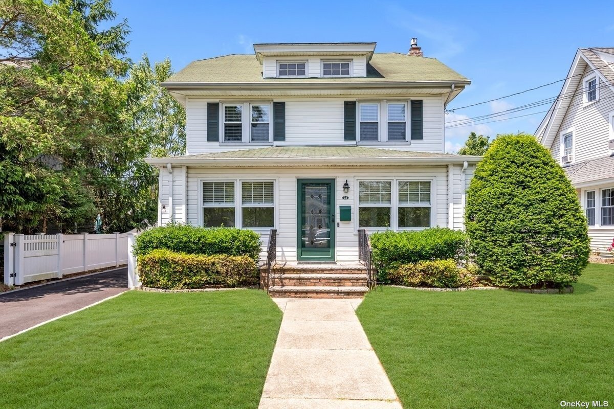 23 Grace Ave, Lynbrook, NY 11563 - House Rental in Lynbrook, NY ...