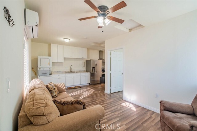 10427 Danube Ave, Los Angeles, CA 91344 - House Rental in Los Angeles ...