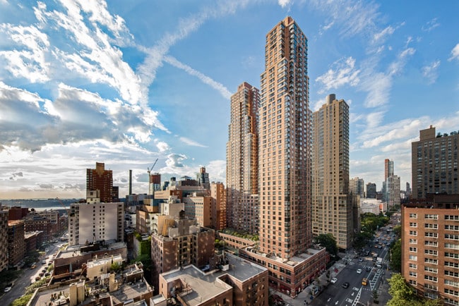 One Columbus Place Rentals - New York, NY | Apartments.com
