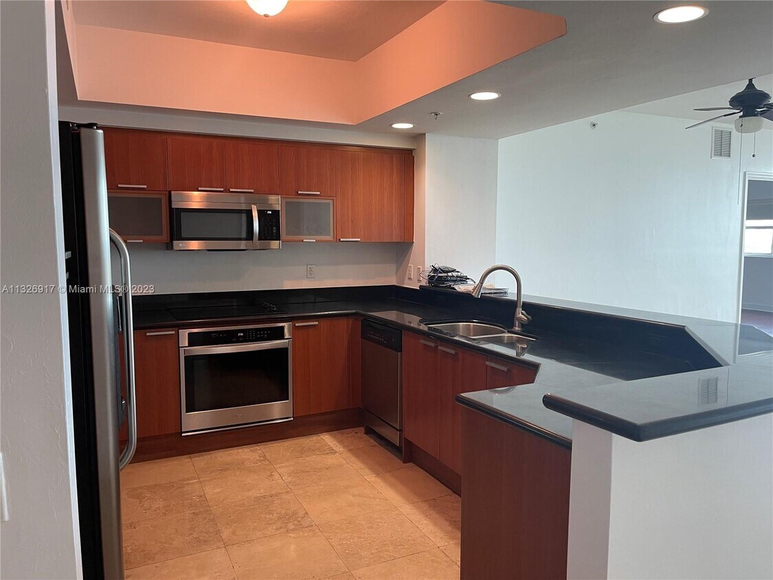 15051 Royal Oaks Ln Unit 2002, North Miami, FL 33181 - Condo for Rent ...