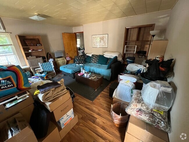 Meeks Avenue Historic District Apartments for Rent - Muncie, IN - 3 ...