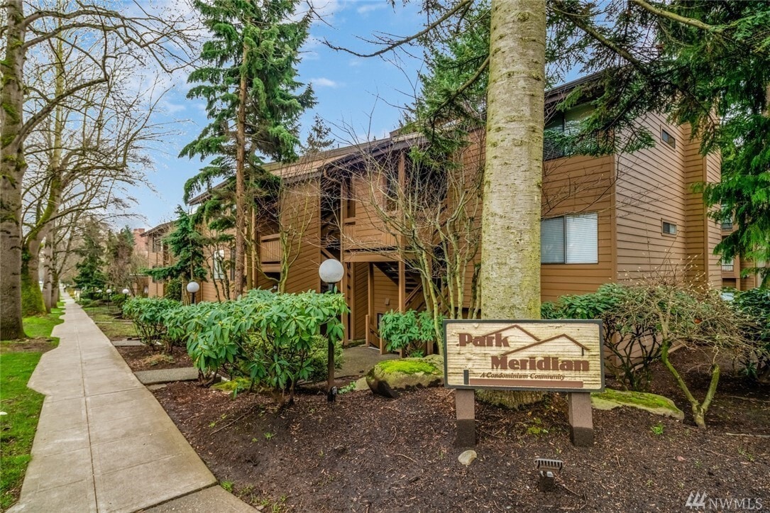 10545 Meridian Ave N Unit 1-104, Seattle, WA 98133 - Condo for Rent in ...