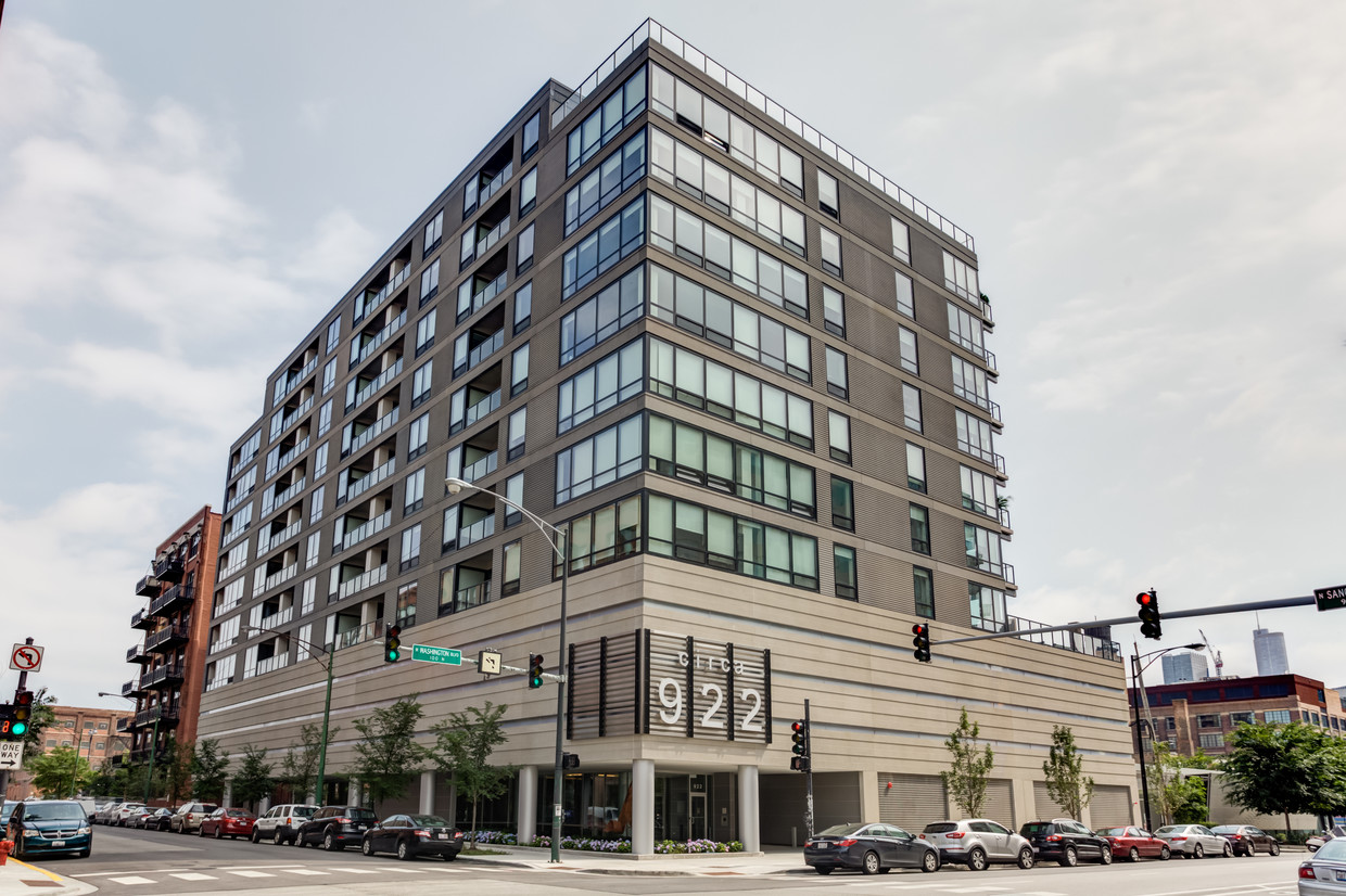 Circa 922 - Apartments in Chicago, IL | Apartments.com