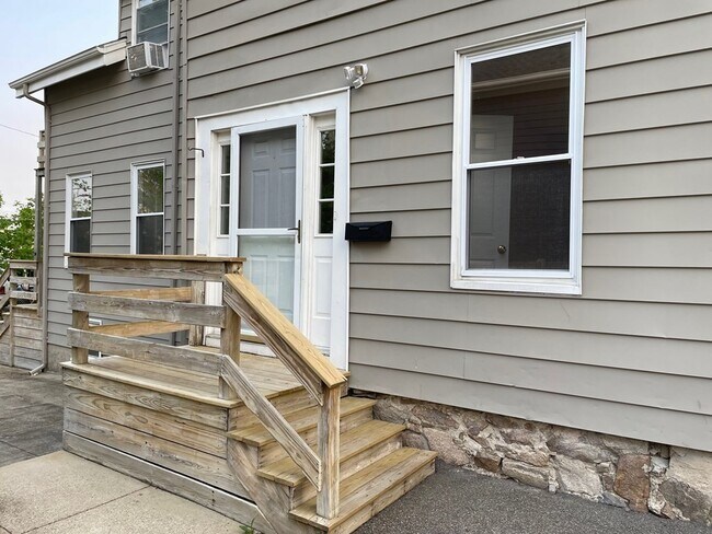 20 Maple St Unit 20, Norwood, MA 02062 - Room for Rent in Norwood, MA ...