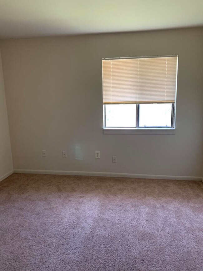 Lantern Ridge Apartments Apartments - Blacksburg, VA | Apartments.com