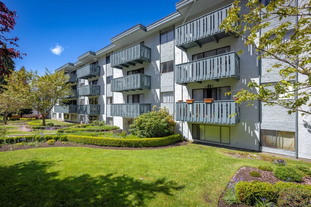 Terrace Green Apartments Apartments - 180 Croft St Victoria, BC ...