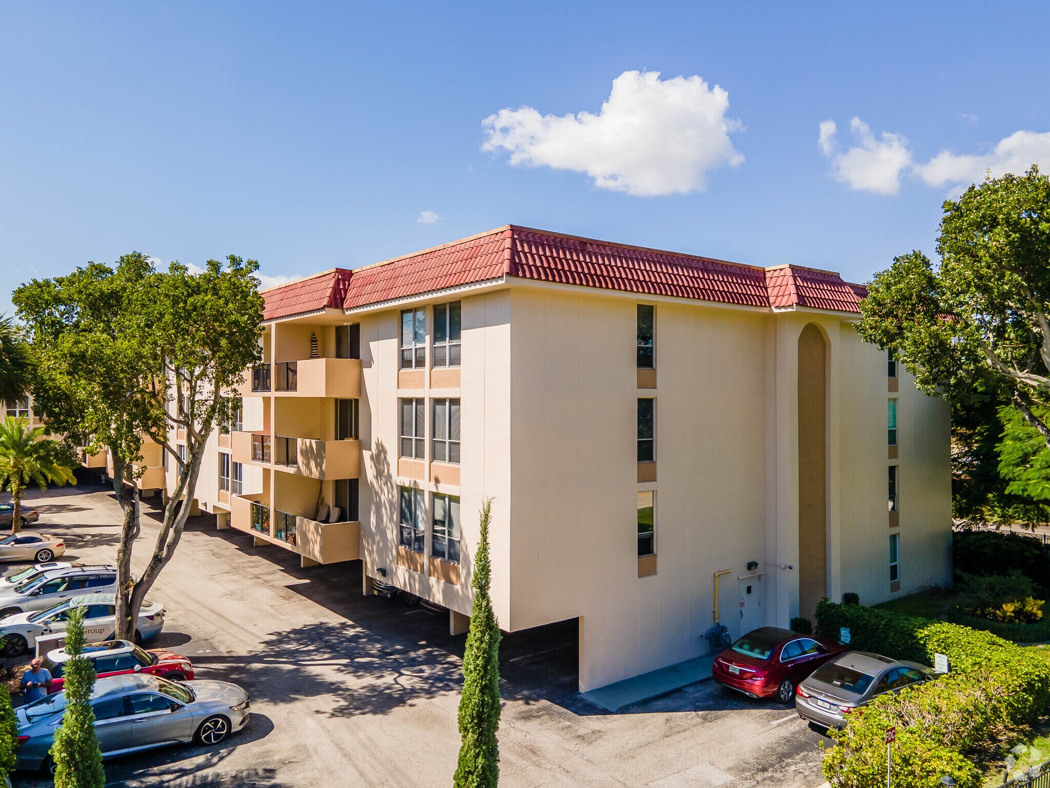 Boca View Condos - 1000 Spanish River Rd Boca Raton, FL 33432 ...
