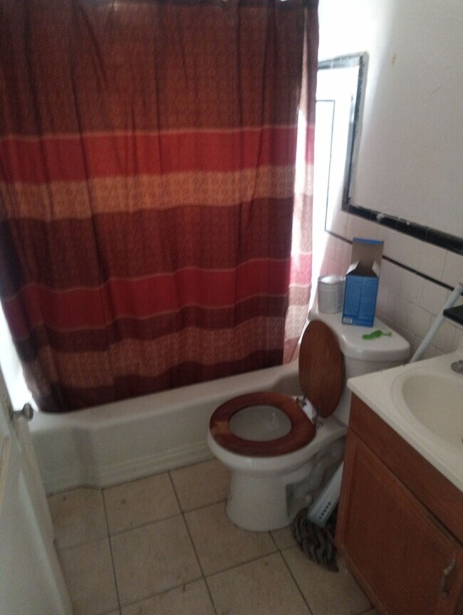 Dewees Park Apartments for Rent with Wheelchair Access - Baltimore, MD ...