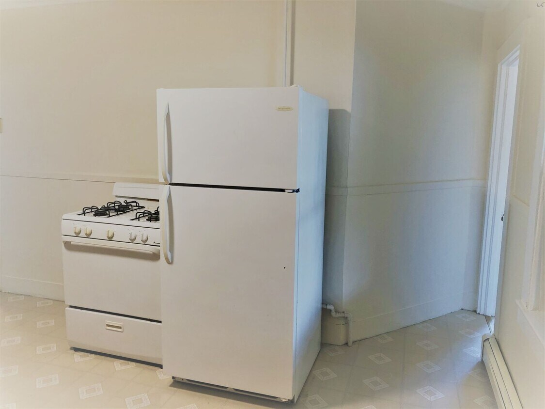 88-94 Lafountain St Unit 92 Lafountain St, Burlington, VT 05404 - Room for Rent in Burlington ...