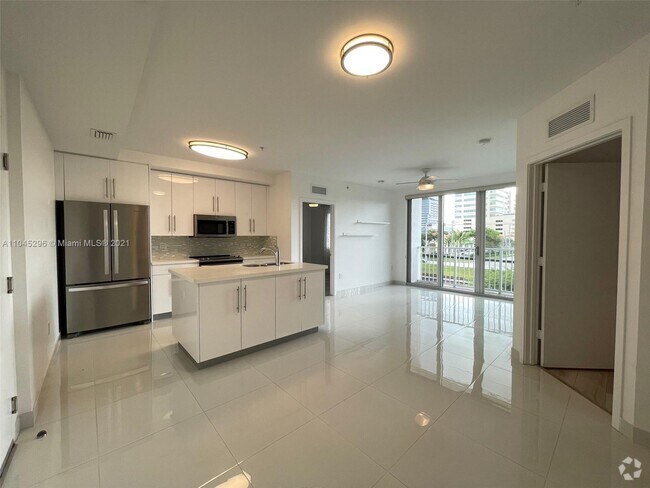 Sunswept Isle Apartments for Rent with Hardwood Floors - Miami, FL - 2 Rentals | Apartments.com