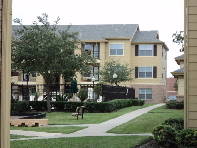 Pinnacle Pointe Apartments Rentals - Victoria, TX | Apartments.com