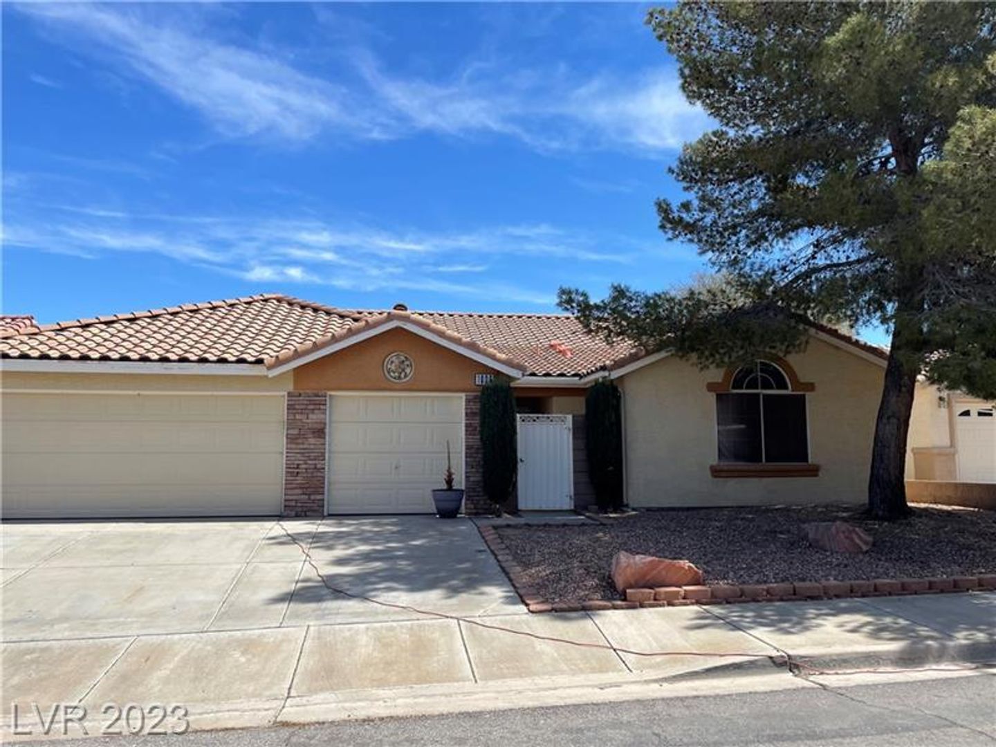 1036 Kings View Ct, Henderson, NV 89002 - House Rental in Henderson, NV ...