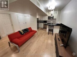 Apartments, Condos and Houses for Rent in Aurora, ON - 44 Rentals ...