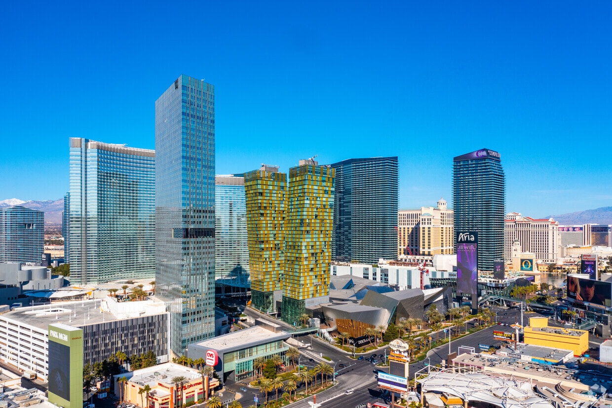 Veer Towers East - 0 Units Available for Rent | Las Vegas, NV ...