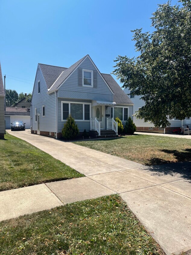 4011 Redfern Rd, Parma, OH 44134 - House Rental in Parma, OH ...