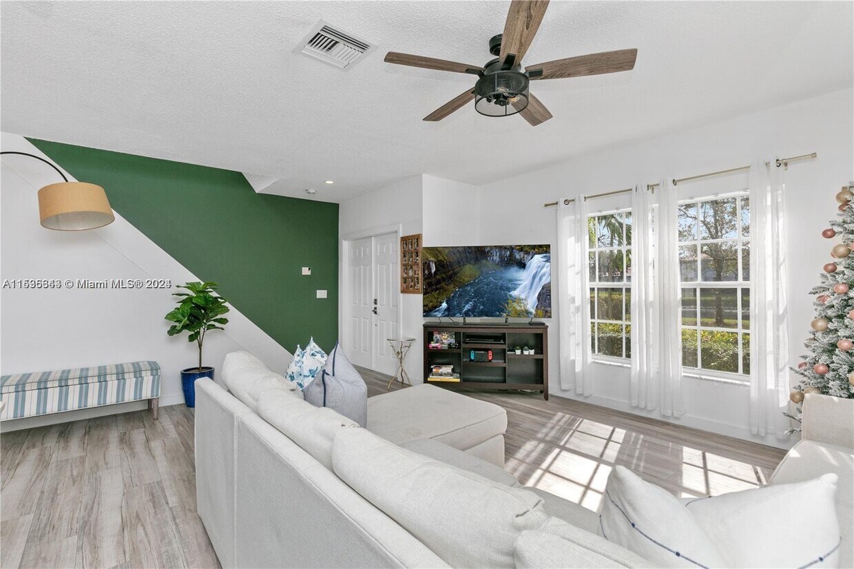 16122 Emerald Cove Rd, Weston, FL 33331 - Townhome Rentals in Weston FL ...