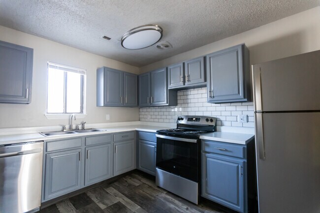 River Walk Apartments - Apartments in Wichita, KS | Apartments.com