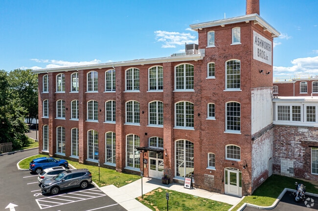 Ashworth Lofts - 89 Globe Mills Ave Fall River, MA - Apartments for ...