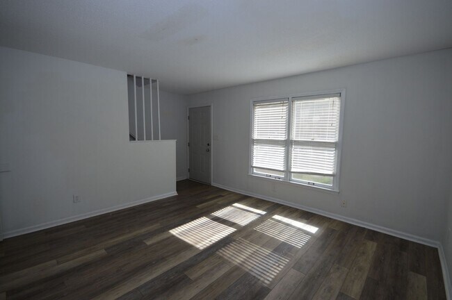 1210 Carlton Ave, Raleigh, NC 27606 - Townhome Rentals in Raleigh NC ...