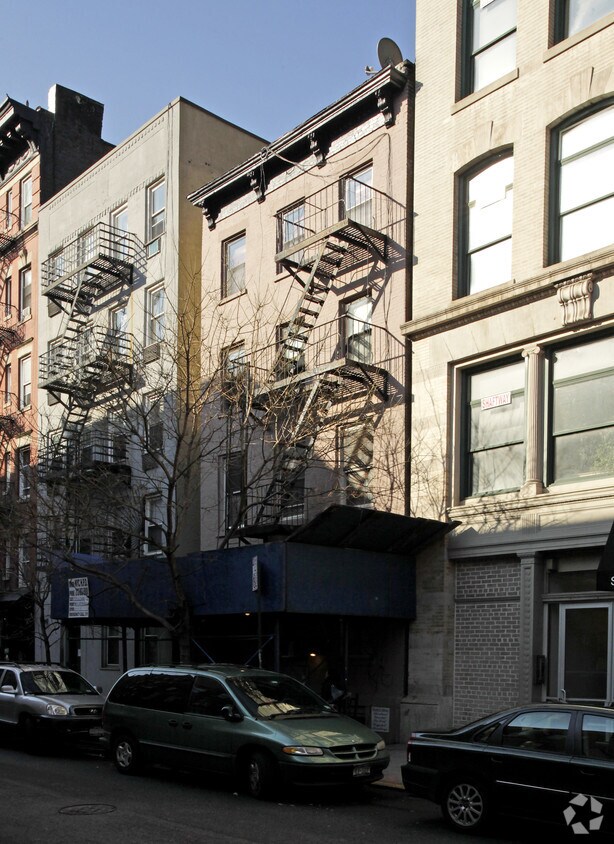 212 Sullivan St, New York, NY 10012 - New York, NY, 10012 | Apartments.com