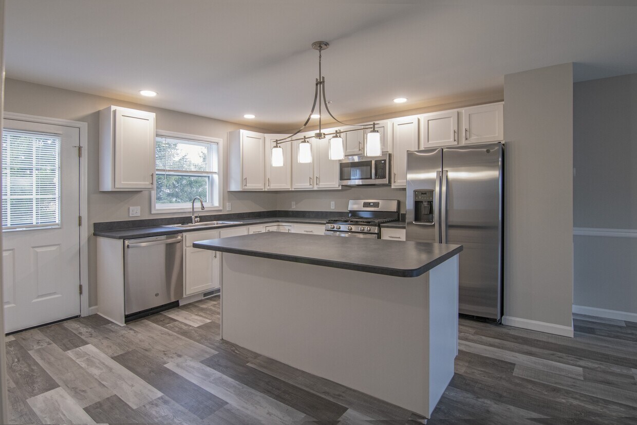 The Enclave at Elmerton - 2101 Elmerton Ave Harrisburg, PA | Apartments.com