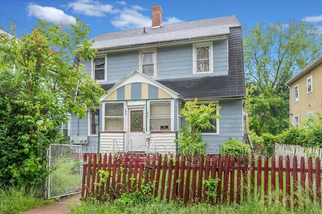 166 Middlefield St, Hartford, CT 06112 - Condo for Rent in Hartford, CT ...