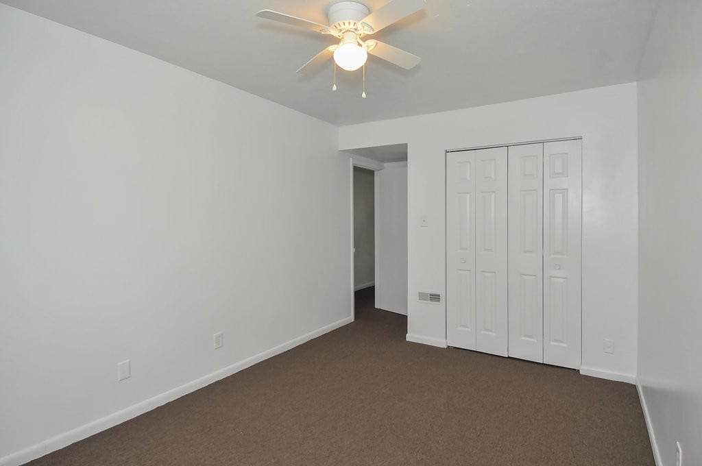 Maple Run Apartments - 6703 Strawberry Ln Louisville, KY 40214 ...