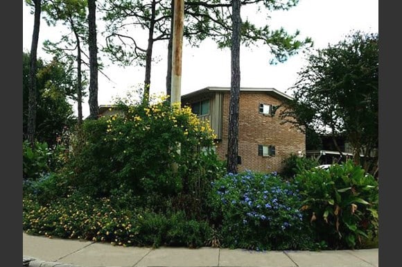 Merwin Villa Apartments - 4822 Merwin St Houston, TX 77027 | Apartments.com