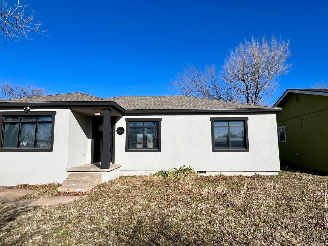 1913 NW Bell Ave, Lawton, OK 73507 - House Rental in Lawton, OK ...