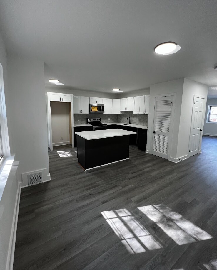 1102 Ward St, Chester, PA 19013 - House Rental in Chester, PA ...
