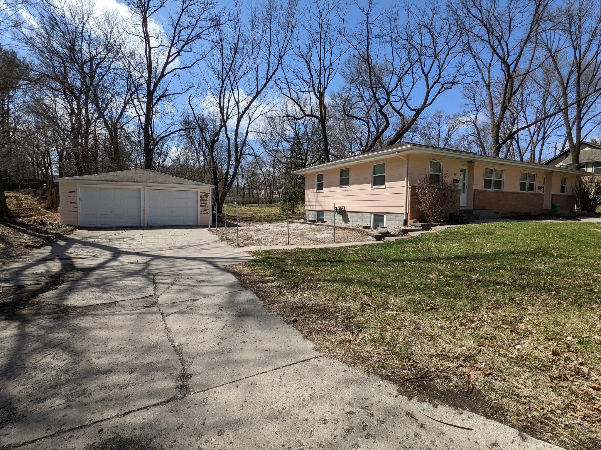 435 Hawthorne Ave, Ames, IA 50014 - Townhome Rentals in Ames IA ...