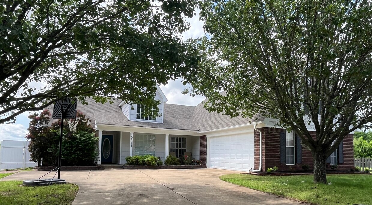 10876 Carter Ln Cove, Olive Branch, MS 38654 - House Rental in Olive ...