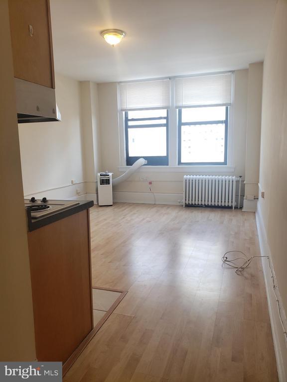 1324 Locust St Unit 910, Philadelphia, PA 19107 - Room for Rent in ...