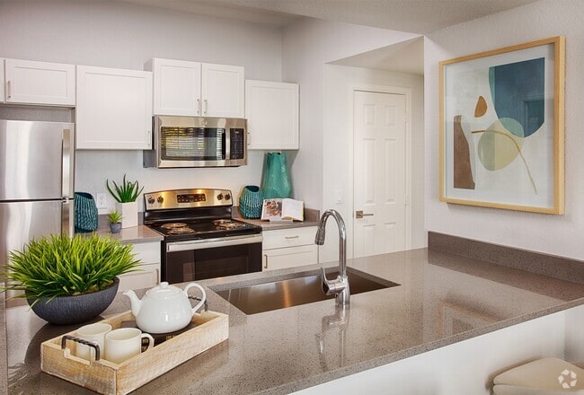 Waterfield Court Apartments for Rent with a Dog Park - Aurora, CO ...