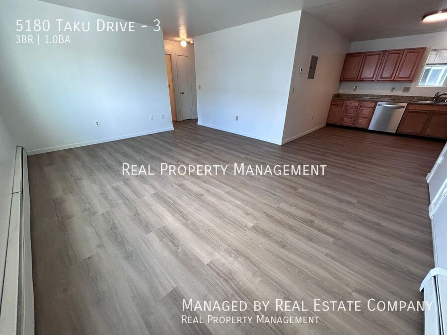 5180 Taku Dr Unit 3, Anchorage, AK 99508 - Room for Rent in Anchorage ...
