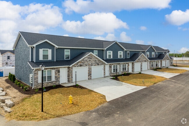 Apartments for Rent with a Dog Park in Huntertown IN