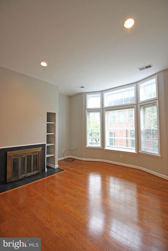 1515 16th St NW Unit 2C, Washington, DC 20036 - Room for Rent in ...