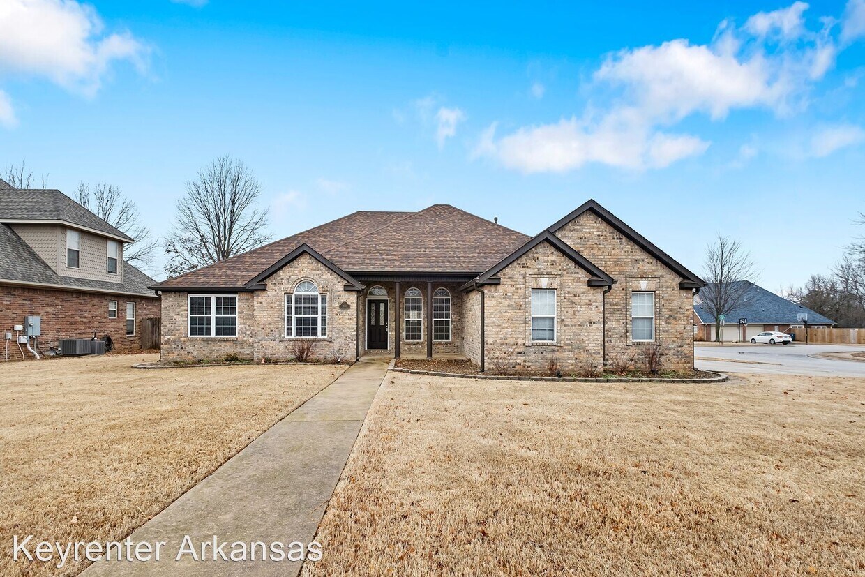 400 Lyndal Ln, Bentonville, AR 72712 - House Rental in Bentonville, AR | Apartments.com