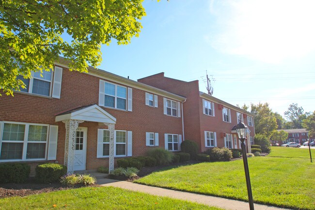 Compton Lake Apartments - Mount Healthy, OH | Apartments.com