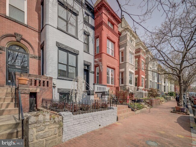29 Seaton Pl NW, Washington, DC 20001 - Townhome Rentals in Washington DC | Apartments.com